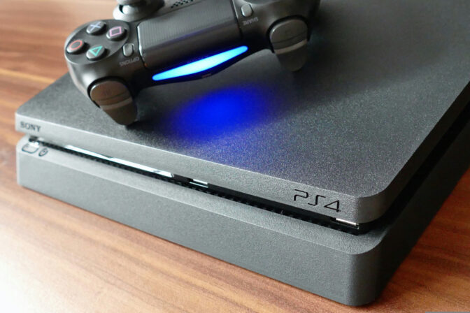 Sony prepara el adiós a PlayStation 4: los servicios online empezarán a ...